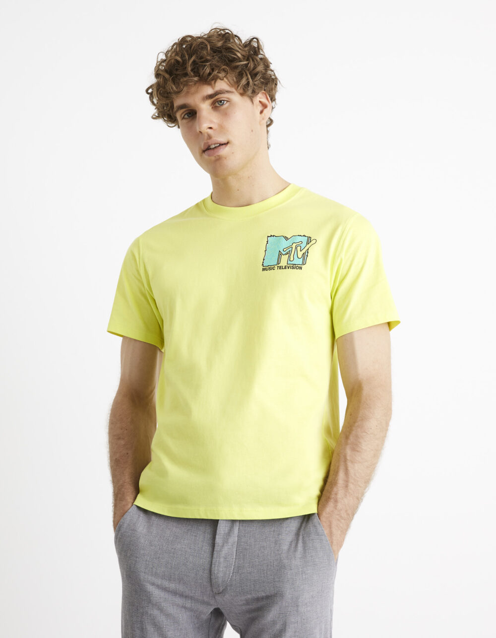 טי הדפס MTV ⋆ *celio